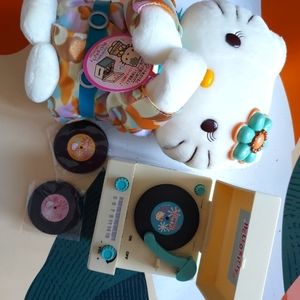 Sanrio | Other | Sanrio 200 Vtg Rare Hello Kitty Doll Plush Music Box ...